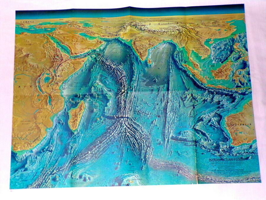 ORIGINAL Vintage 1967 Indian Ocean Floor 19x25 National Geographic Map - Europe