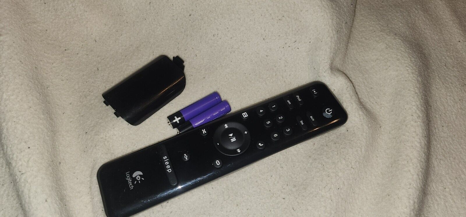 Logitech S-00017 Pure-Fi Dream iPod/iPhone Dock GENUINE Remote Tested w ...