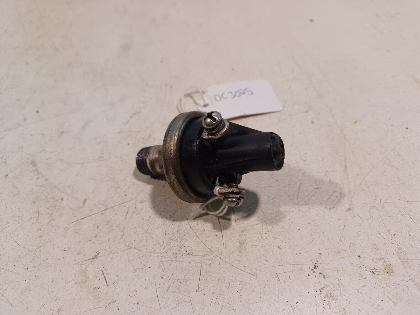 0C3025 GENERAC ENGINE OIL SENSOR - Generator Parts & Accessories