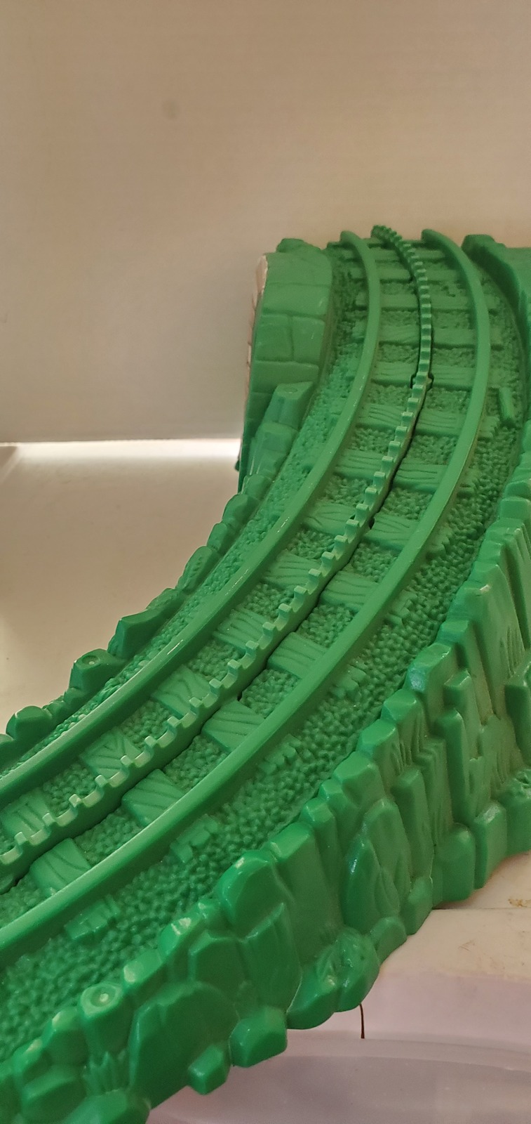 Fisher-Price Geotrax Green Mountain Ramp Track Tunnel Bridge - GeoTrax