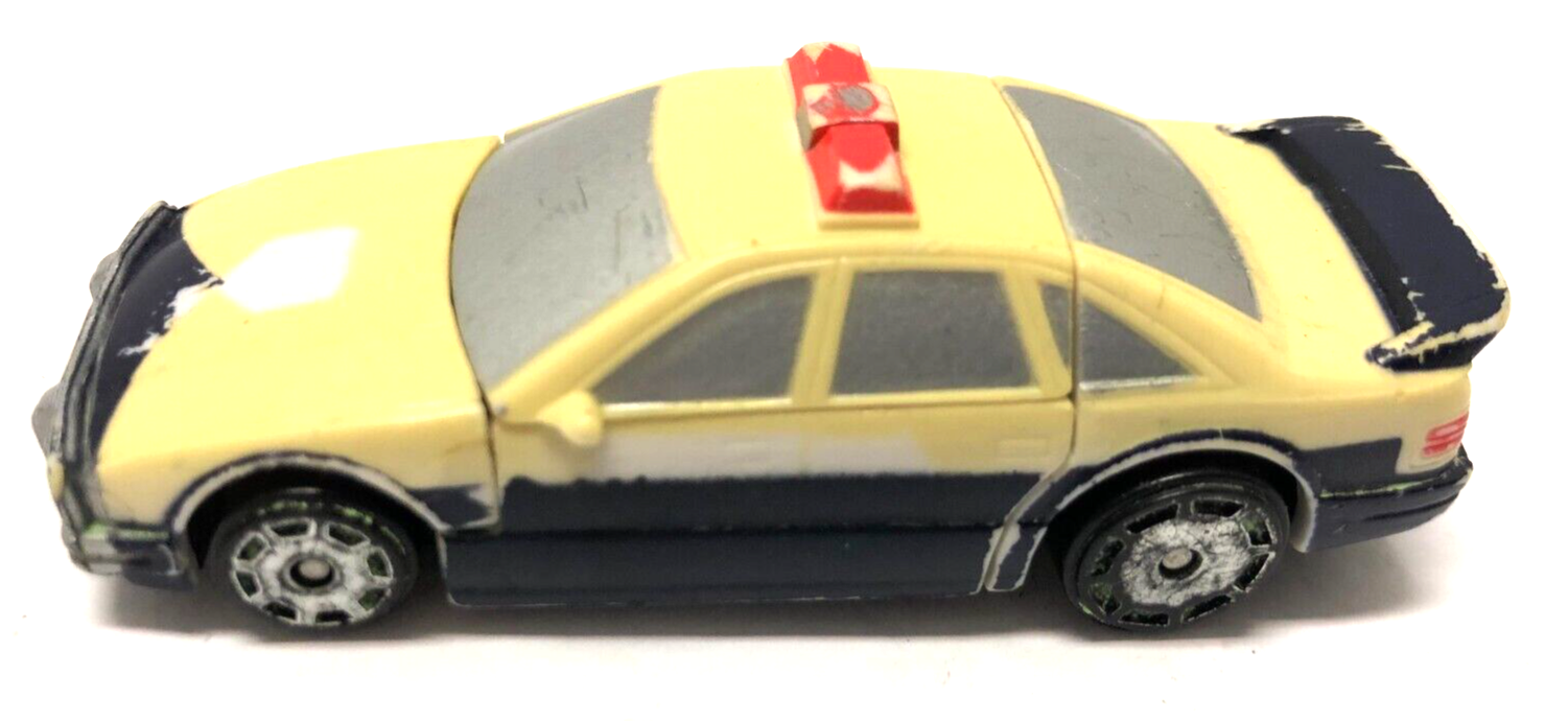 Transformers Universe Spy Changer Hasbro Takara Police Car Mini-Bot ...