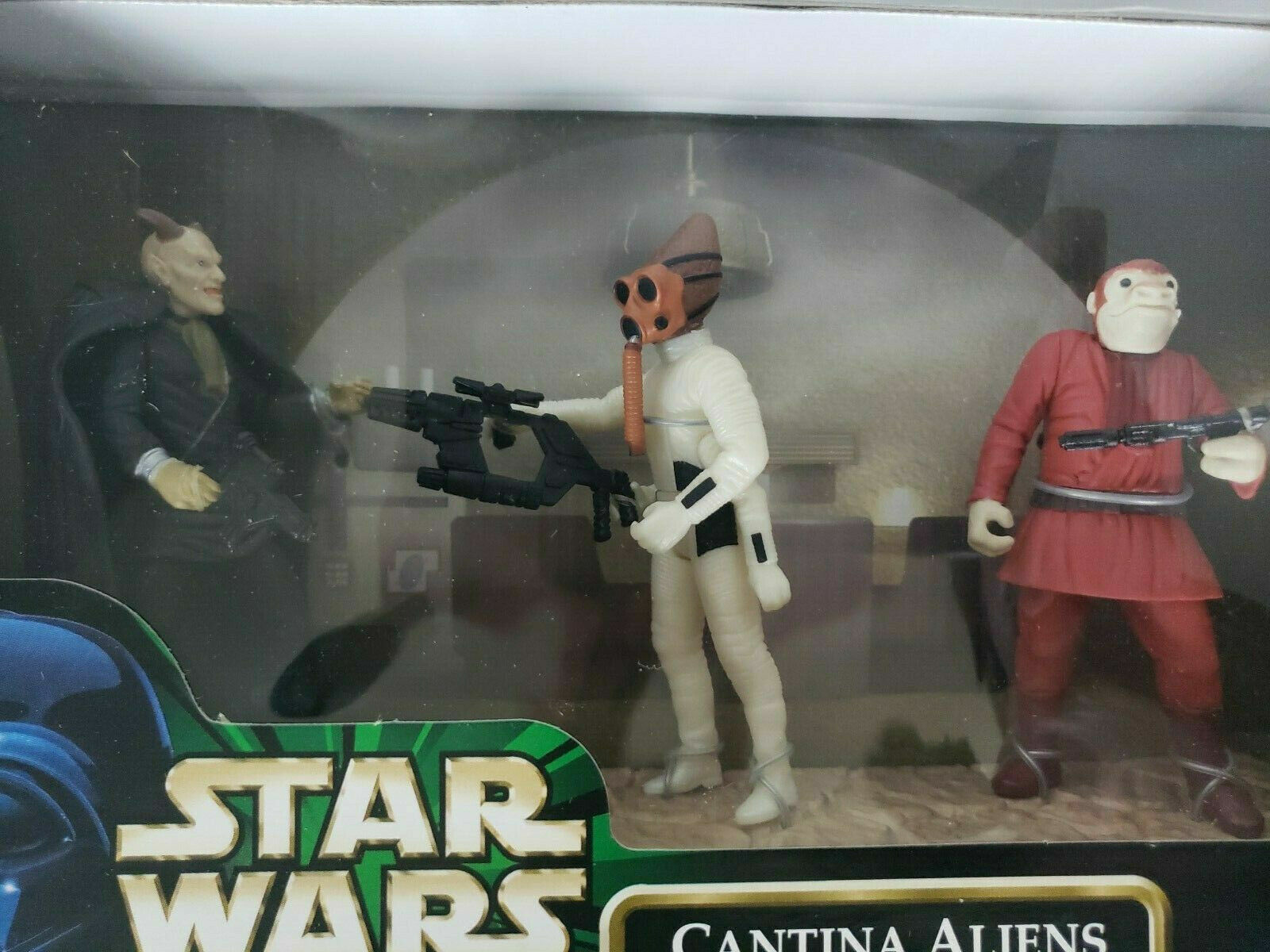 1998 Star Wars Hasbro Cantina Aliens Labria Nabrun Leids Takeel Figures ...