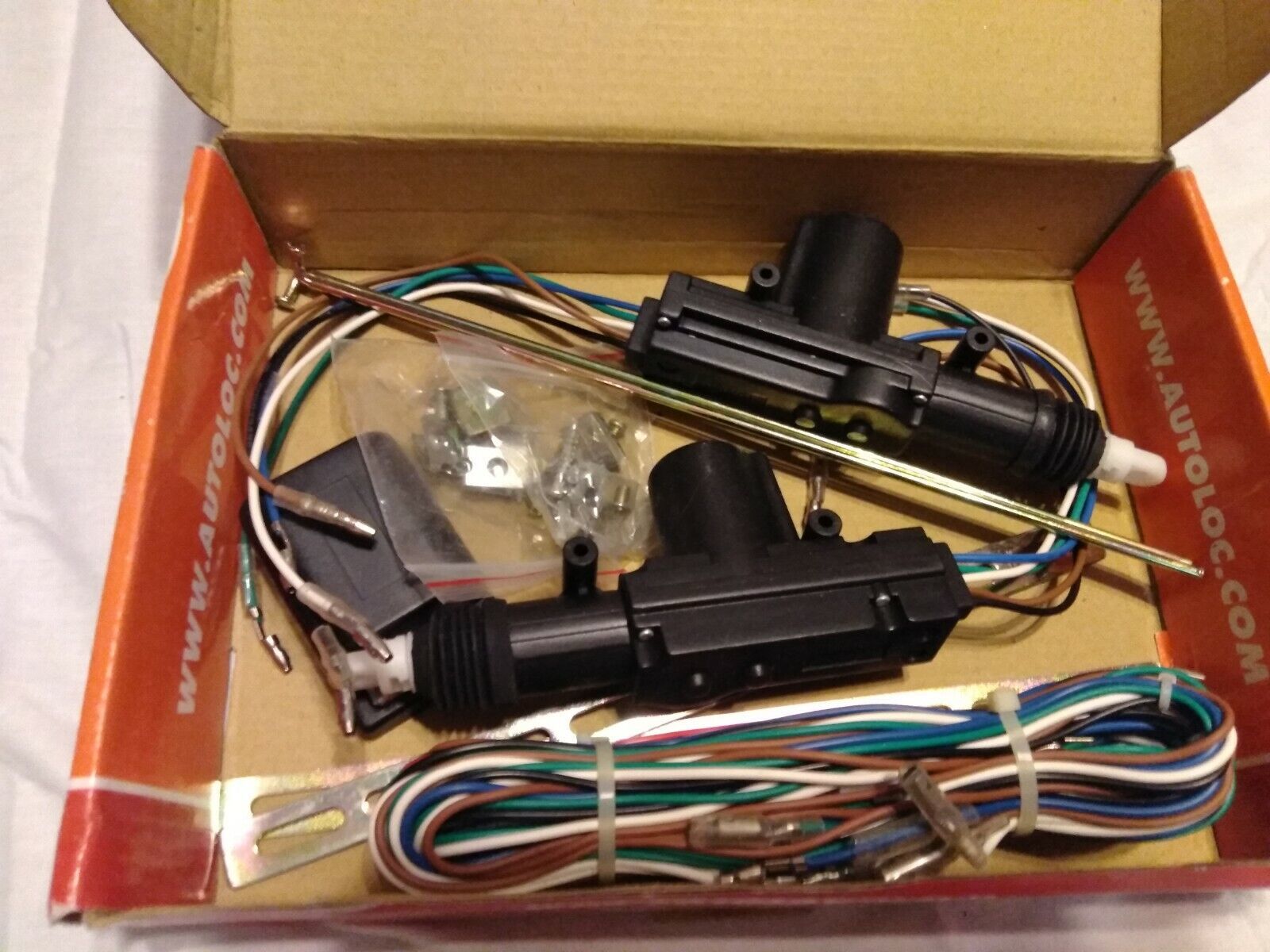 NIB AUTOLOC UNIVERSAL CENTRAL LOCKING SYSTEM CL200 2 DOOR KIT W/O ...