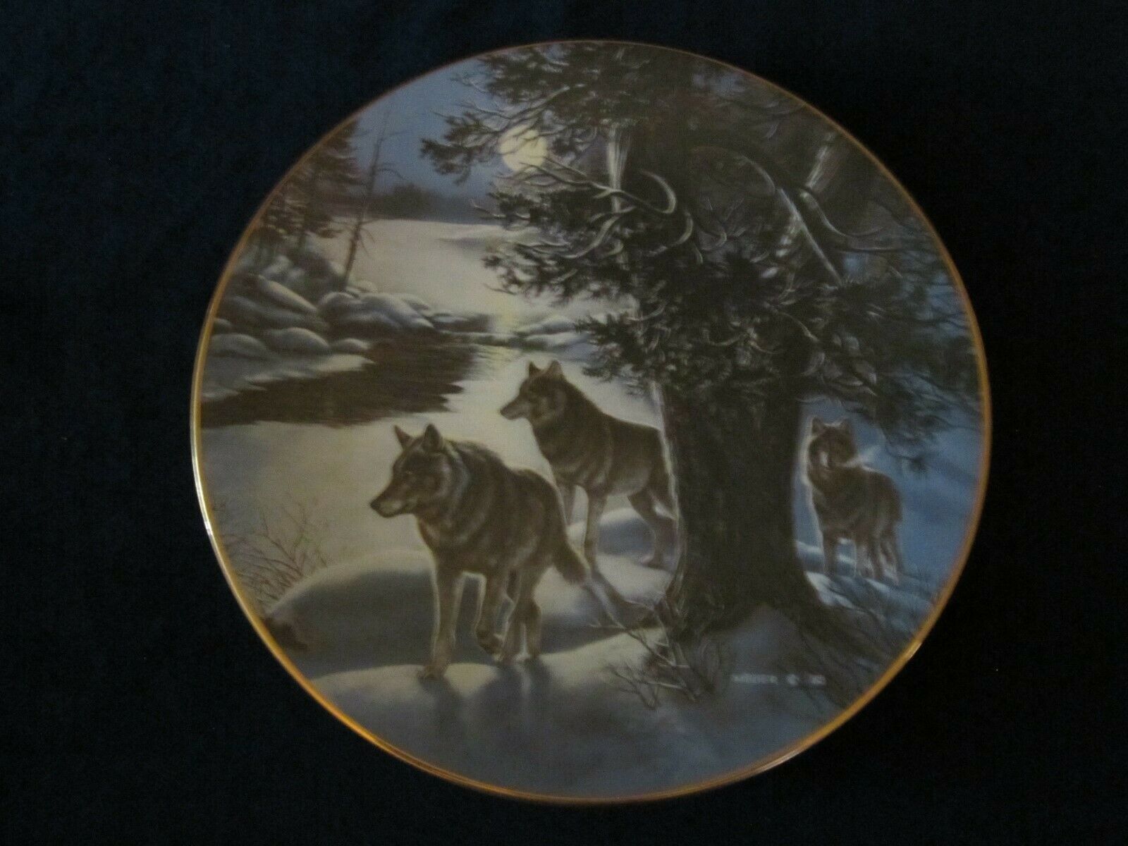 WOLF collector plate LEGACY TIMBERWOLVES James Meger - Collector Plates