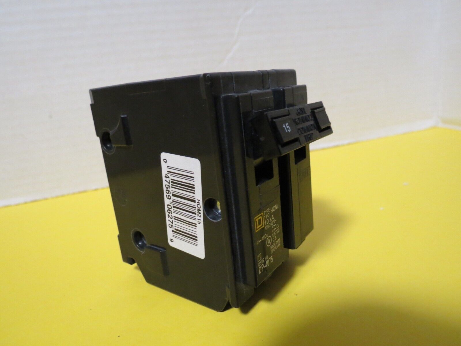 Square D Homeline 2 Pole 15 Amp Circuit Breaker DP 4075 120/240V New ...