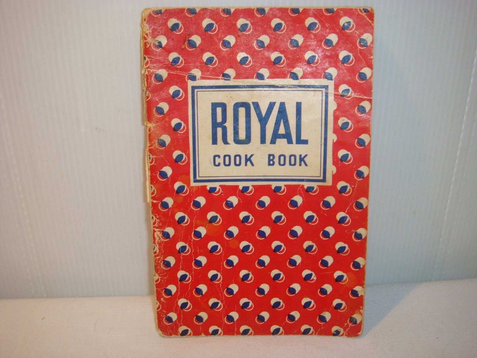 ROYAL COOK BOOK 1940 OPEN A BAKERY WITH THIS ONE! OH MY YUMMY - Books