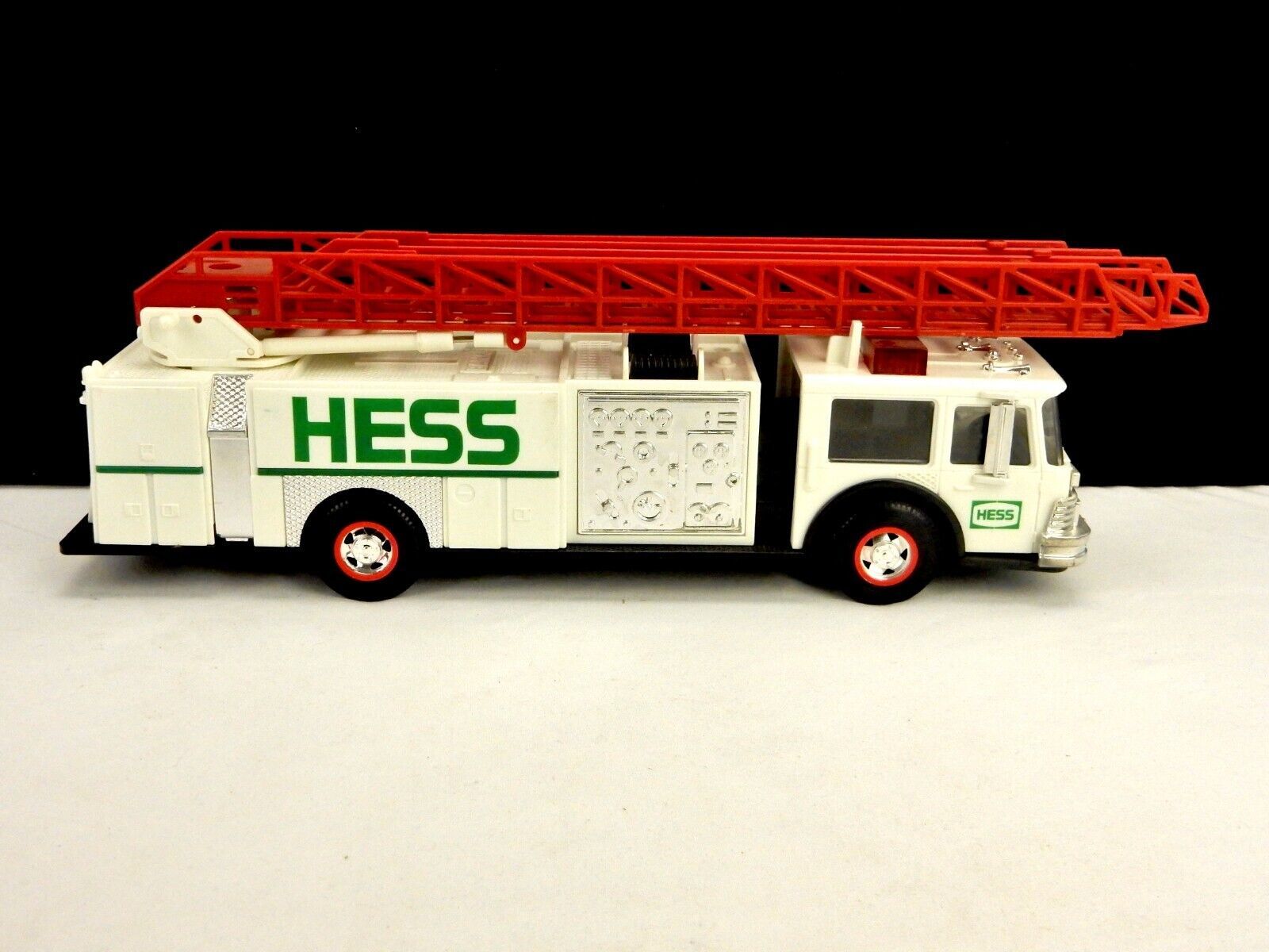 HESS Ladder Fire Truck Coin Bank, 24" 3-Section Ladder, Outriggers ...