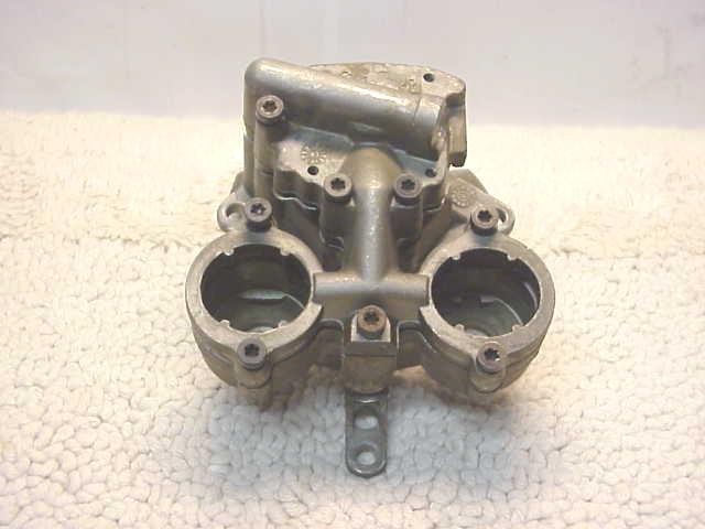 1987-88 CHEVROLET R10 SUBURBAN TBI FUEL INJECTOR POD - Fuel Injectors