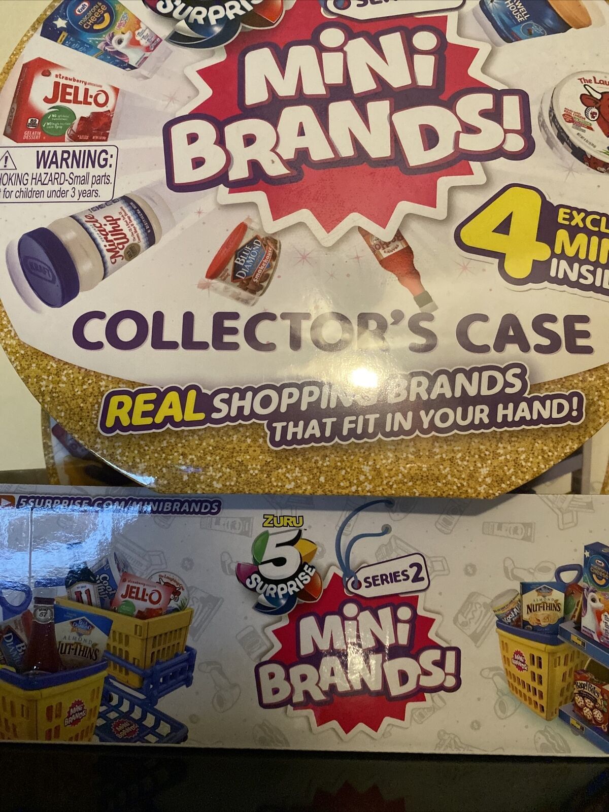 5 Surprise Mini Brands Collector's Case Series 2 (Comes with 4 ...