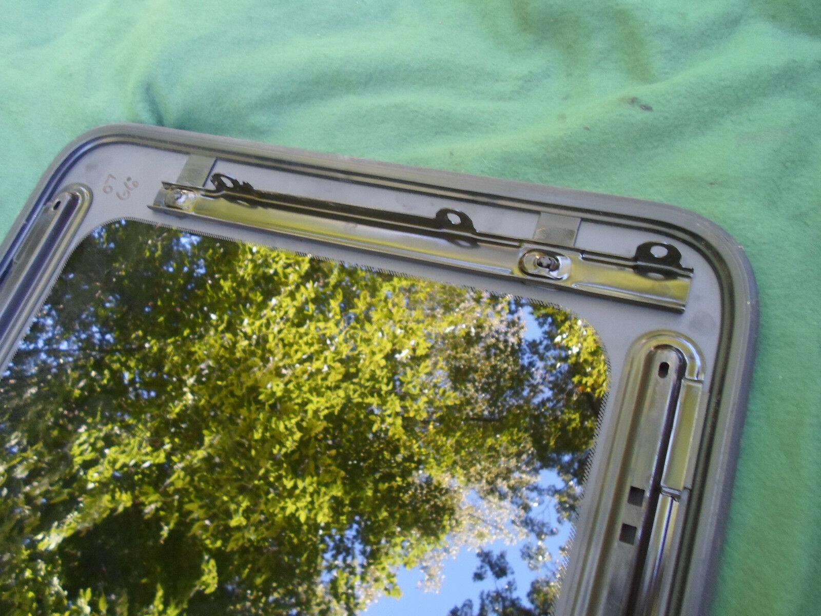 2007 PONTIAC G6 OEM FACTORY YEAR SPECIFIC SUNROOF GLASS NO ACCIDENT ...