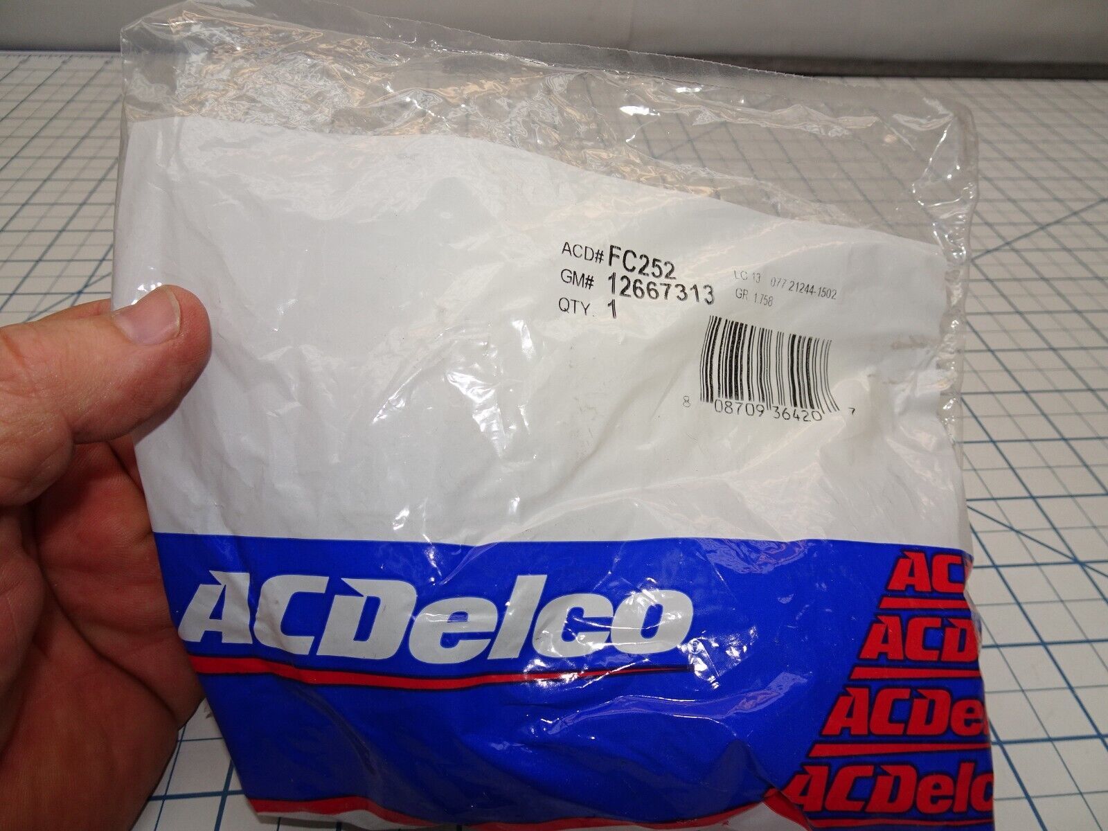 GM 12667313 Oil Filler Cap Dexos 0W-20 FC252 Factory Sealed General ...