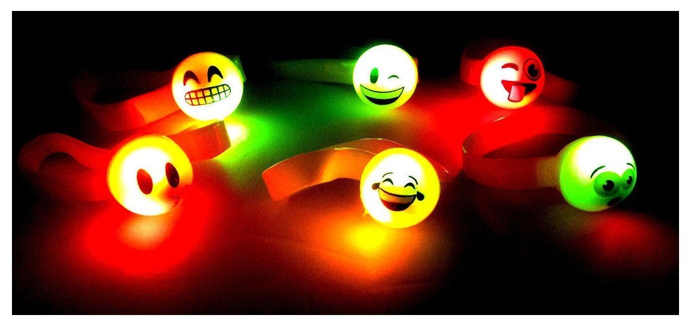 LED LIGHT UP FLASHING EMOJI EMOTICON SMILEY FACE RUBBER BRACELET RAVE ...