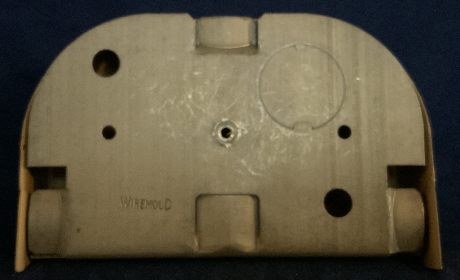 Wiremold CORNER BOX 5719D - Fasteners & Hardware