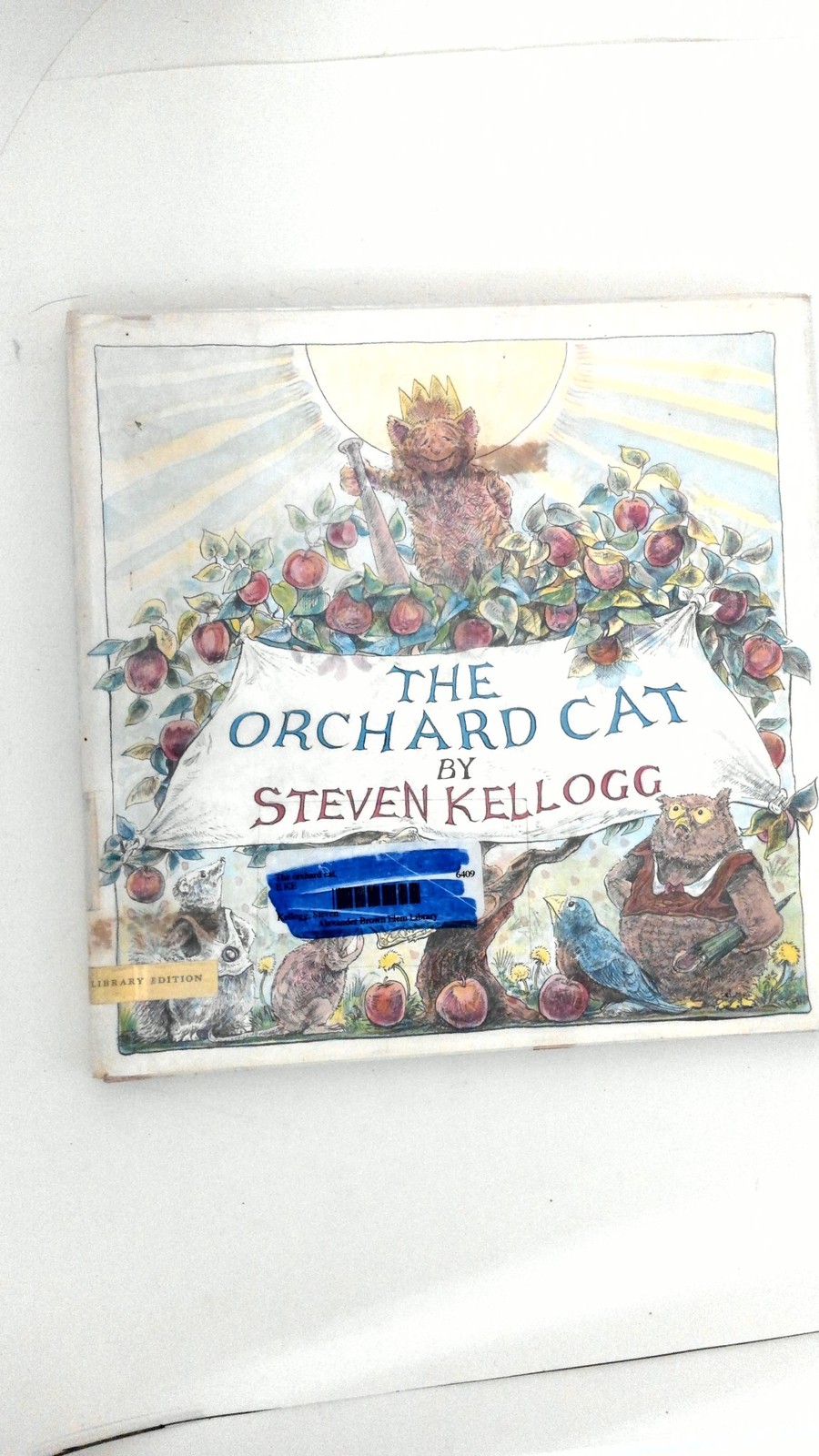 1972 Orchard Cat by Steven Kellogg - Books