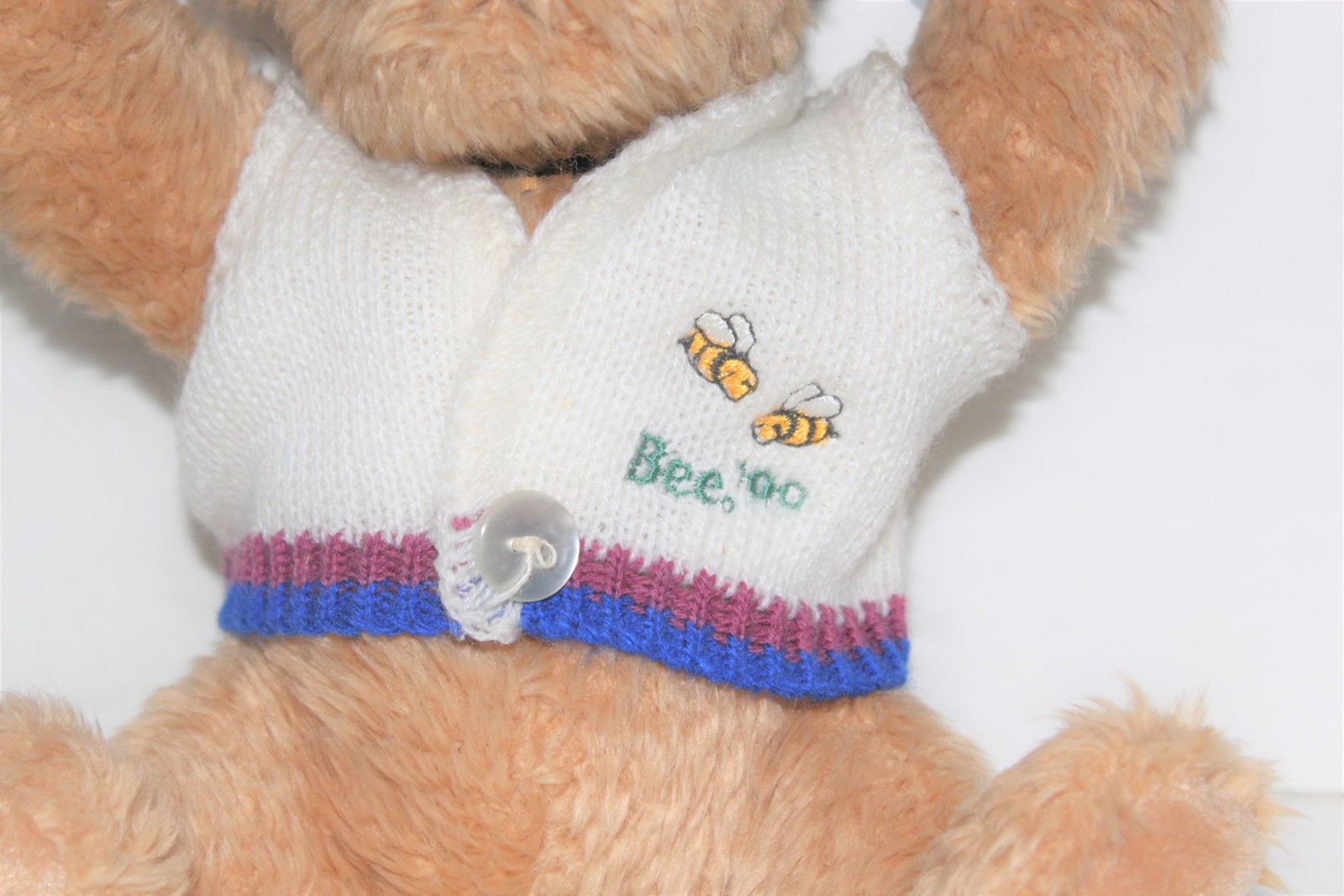 Buzz Bear by Russ Honey Lane 1999 With White Sweater and Bee On Nose 8 ...