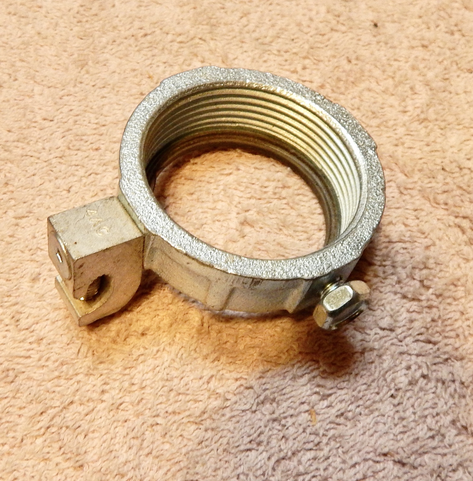 Conduit Grounding Bushing 1 1/2" Insul W/Lug 1 PC Gedney Clamp Screw ...