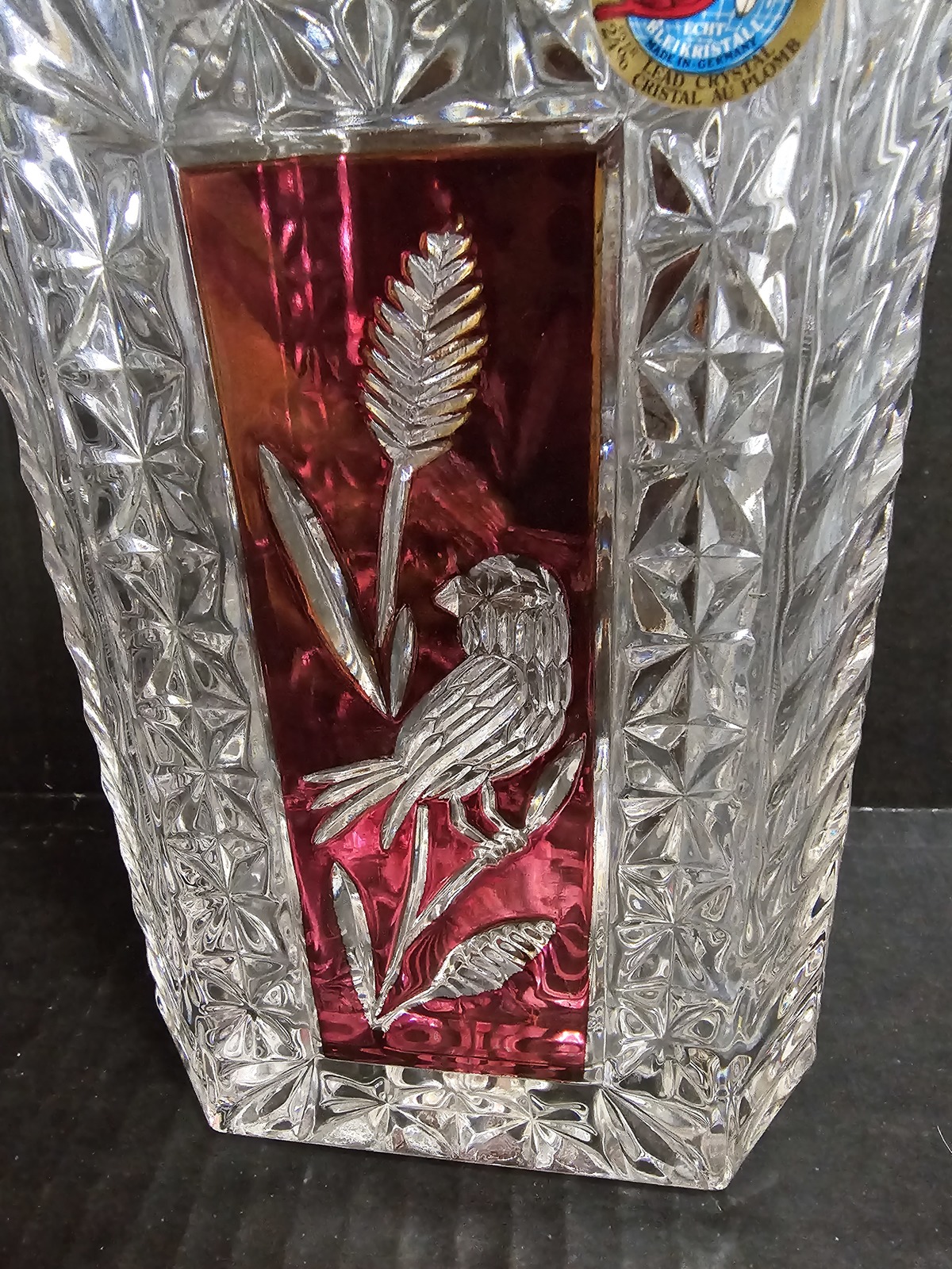 Hofbauer Byrdes Red Bird Lead Crystal Rectangle Engraved Vase - Vases