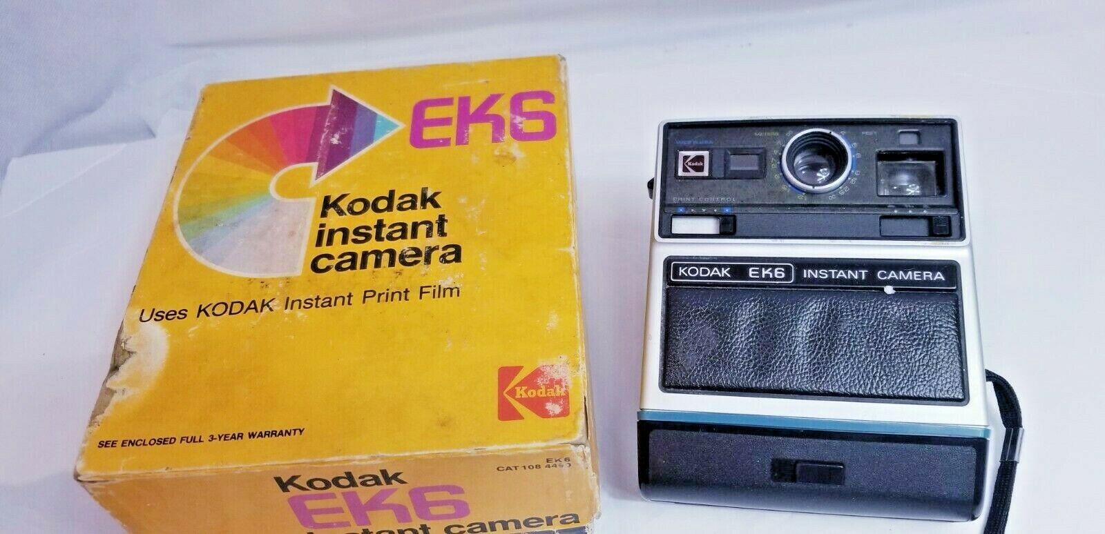 Kodak EK 6 Vintage camera yellow box Ek6 Instant Camera black - Box Cameras