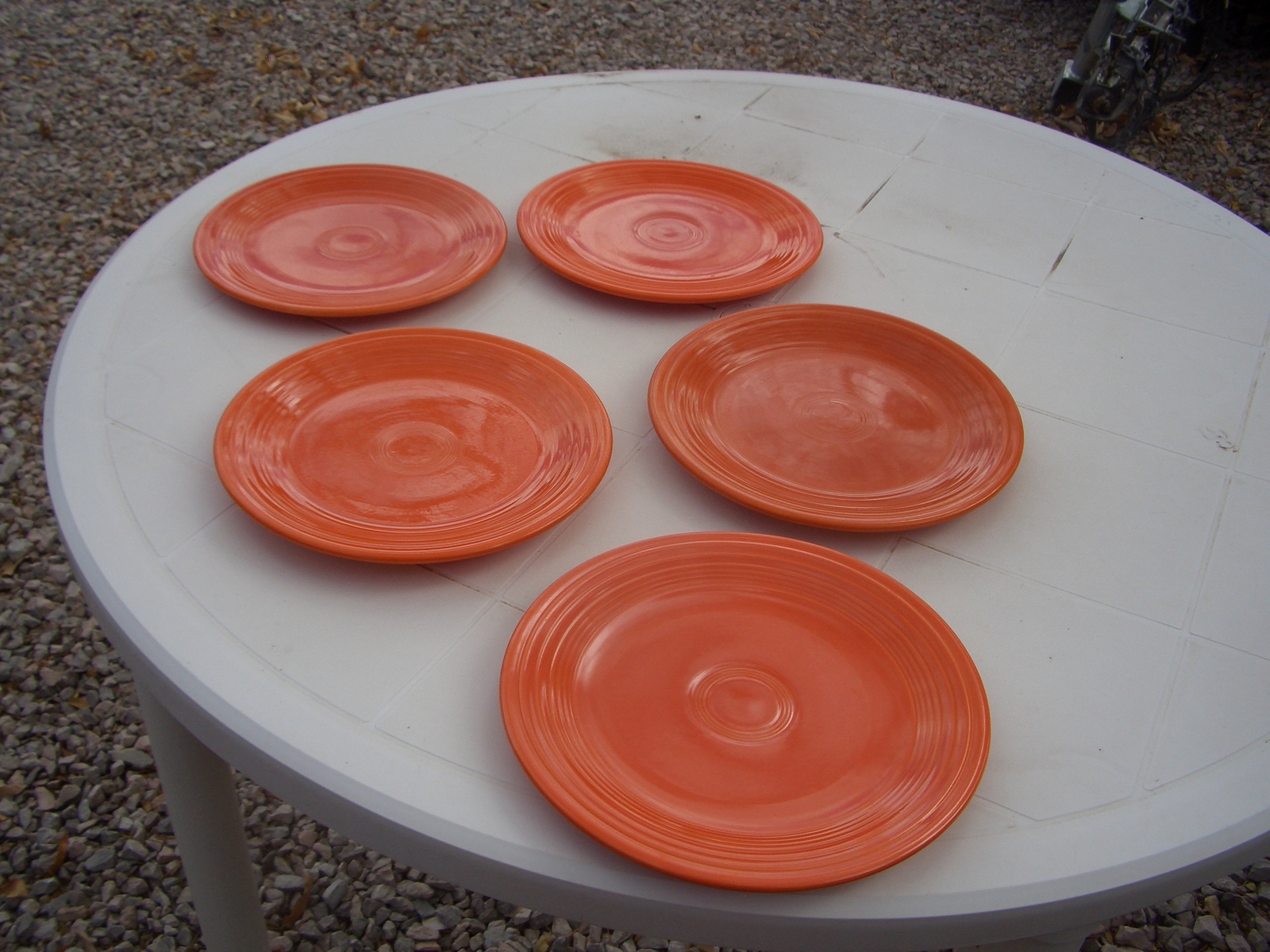9" FIESTAWARE VINTAGE PLATES, 14% URANIUM GLAZE; MADE IN USA $40.00 + S ...