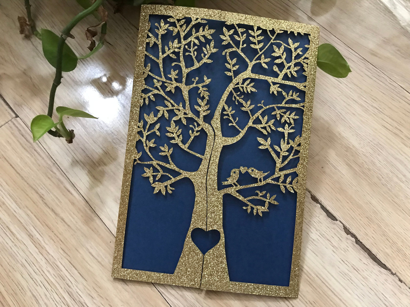50pcs Glitter Paper Tree Wedding Invitations,Laser Cut Wedding Cards ...