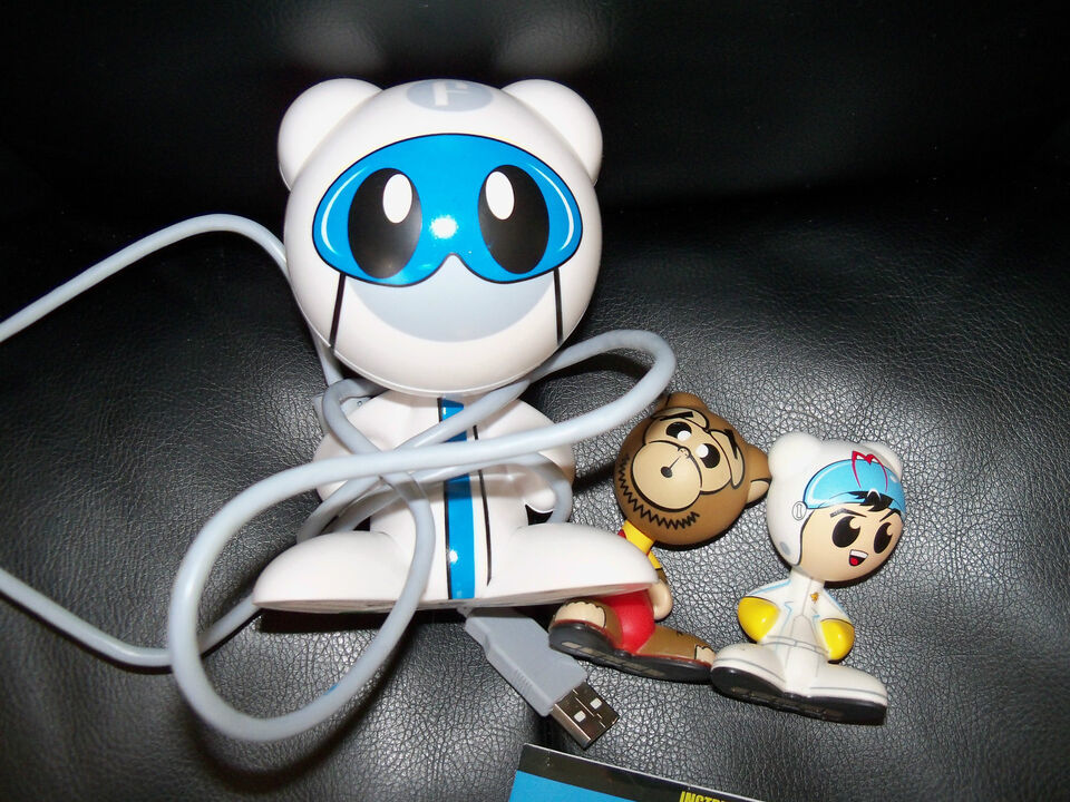 Radica M6789 U.B. Funkeys USB Hub Docking Station w/2 Additional ...