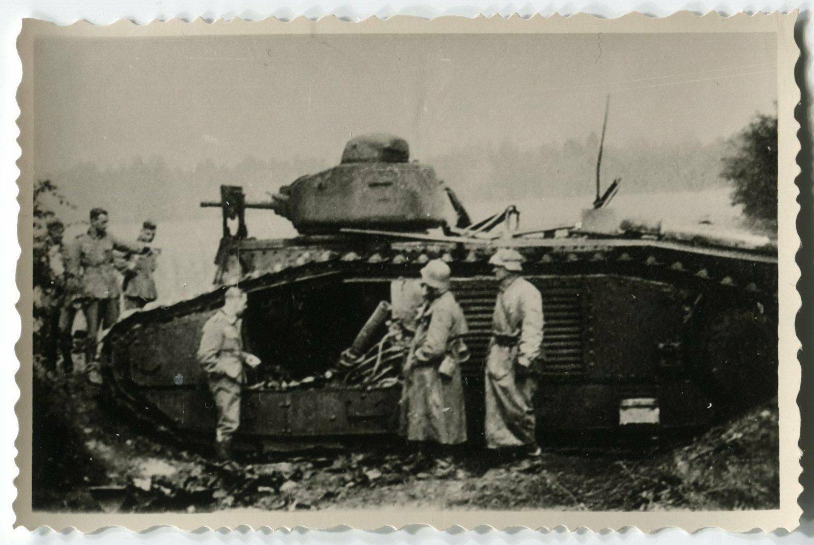 German WWII Photo Wehrmacht Soldiers & French Char B-1 Tank 01119 ...