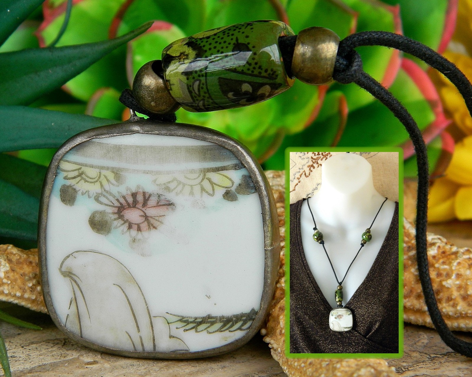 Vintage Oriental Porcelain Pottery Floral Shard Pendant Beads Necklace ...
