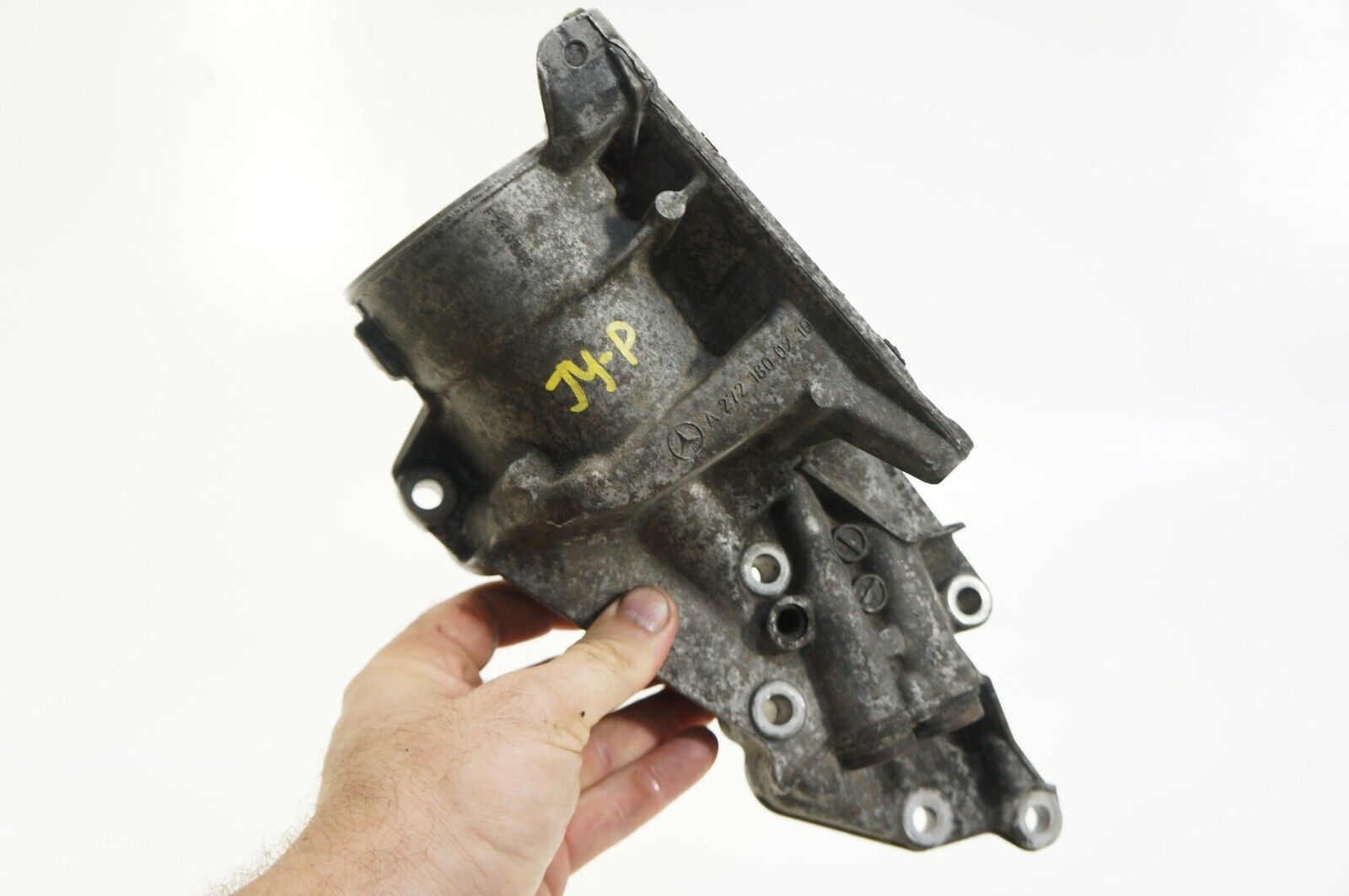 Mercedes W211 E350 CLS550 GL450 E550 Oil Filter Cooler Housing ...