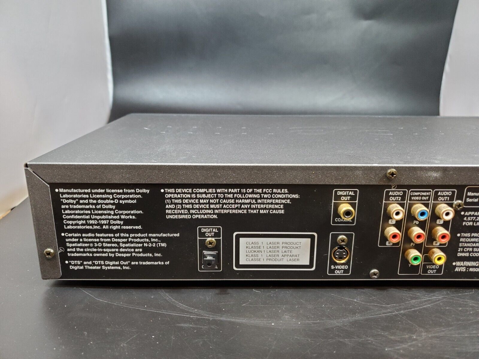 Zenith DVC 2250 DVD Digital Versatile Disc Player with Remote (Works ...