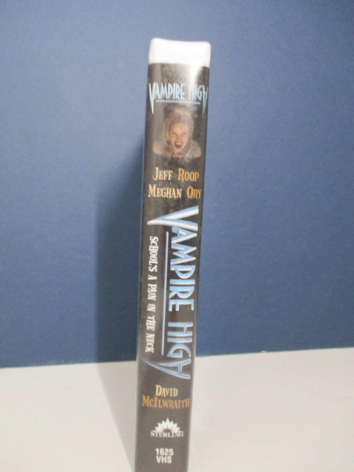 Vampire High clamshell (2001) VHS Rare horror school for teen vampires Jeff Roop - VHS Tapes