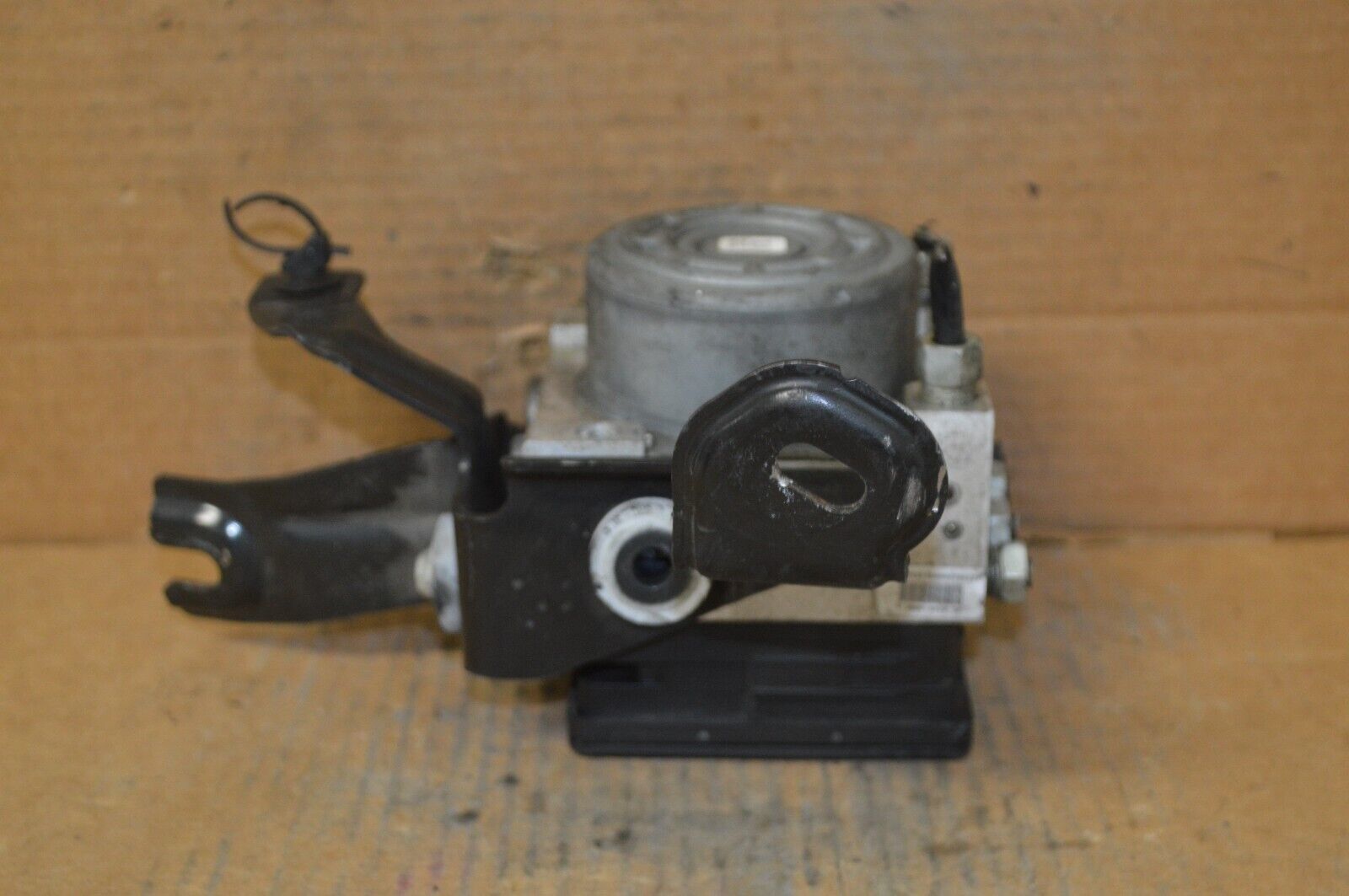 13-14 Cadillac XTS ABS Pump Control OEM 22987428 Module 778-16C4 - ABS ...