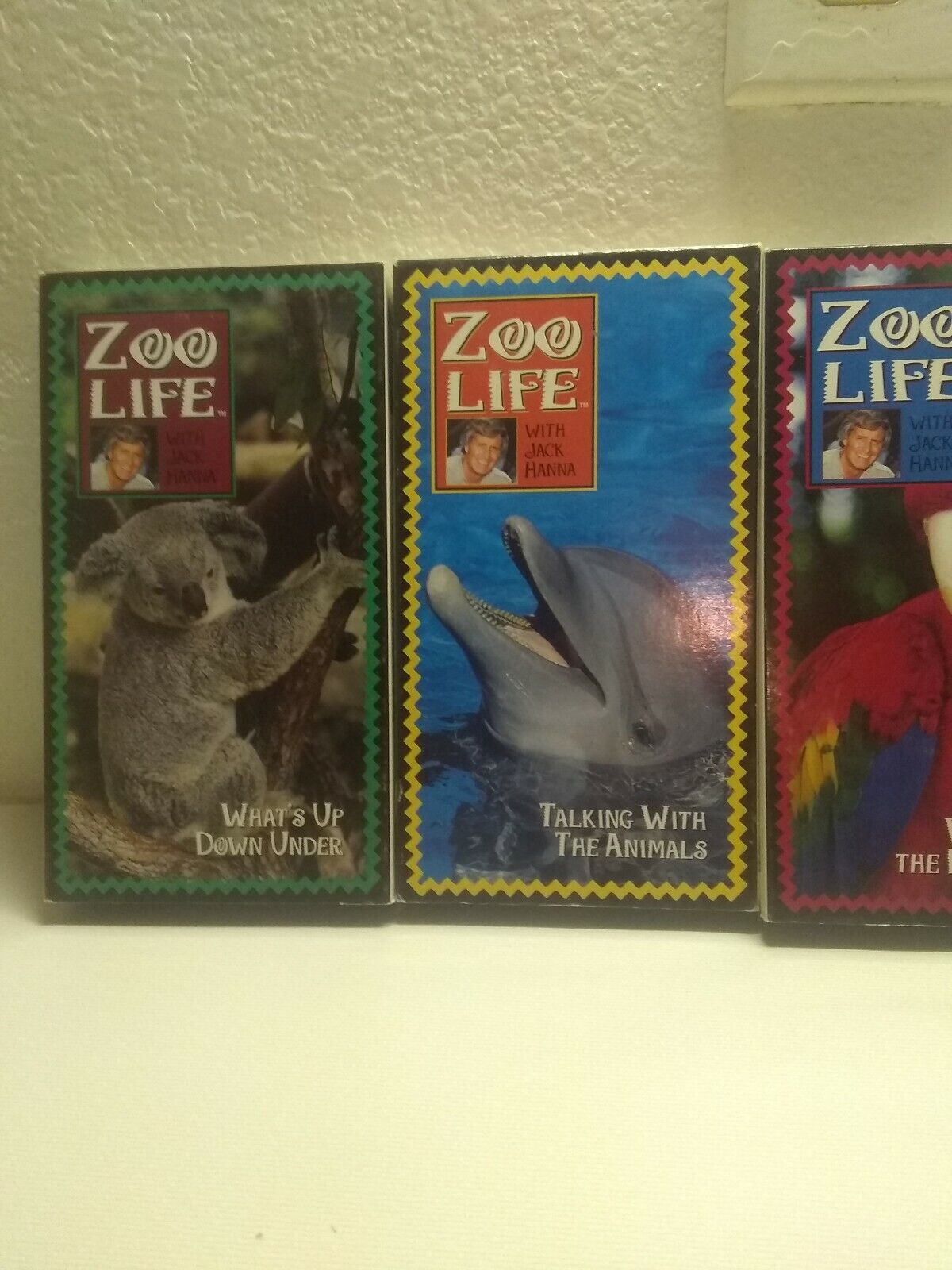 Zoo Life With Jack Hanna(VHS) + Animal Bloopers (VHS) Lot 4 - VHS Tapes