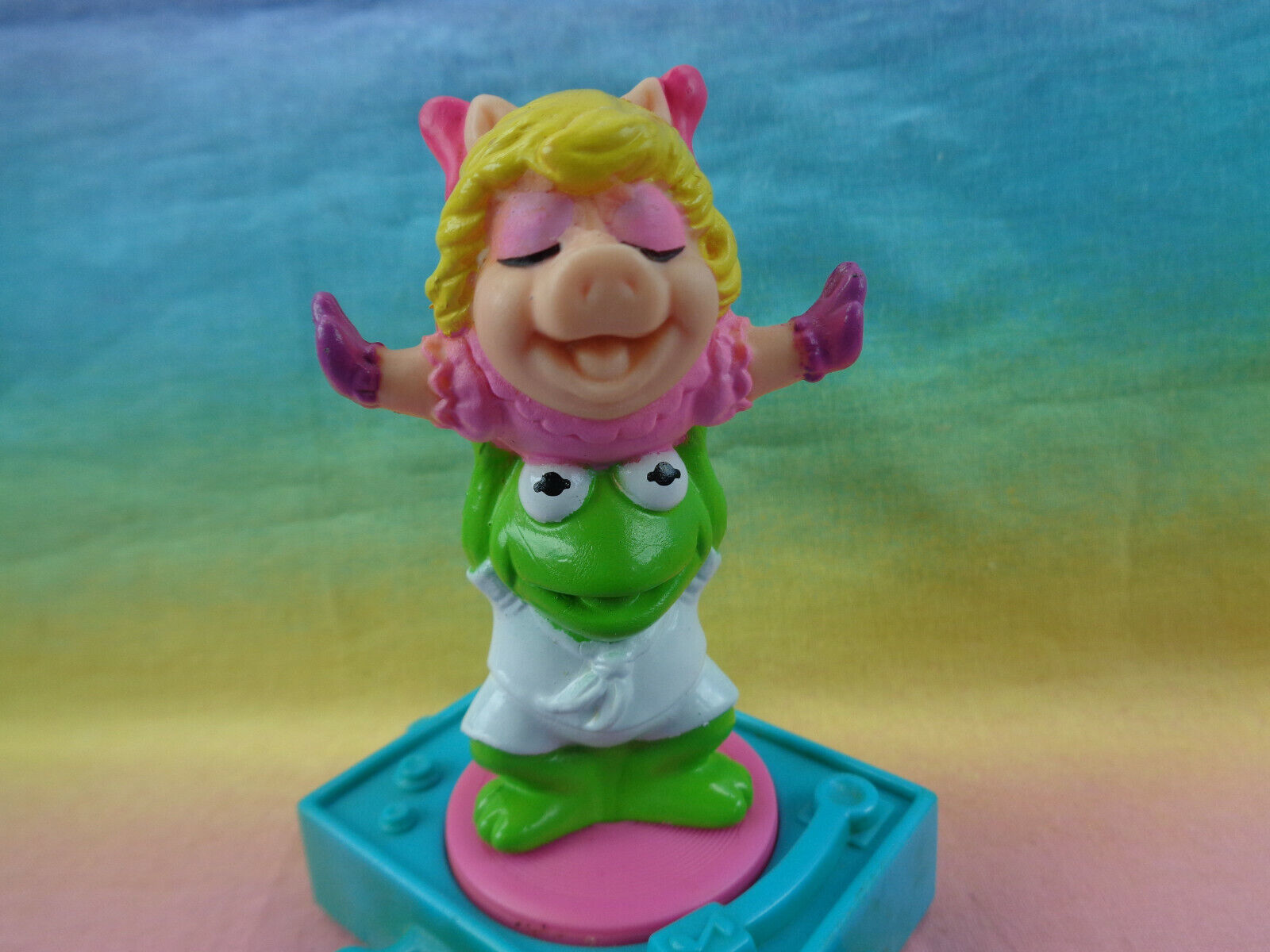 Vintage 1994 McDonald's Muppet Babies Kermit Miss Piggy Happy Birthday ...