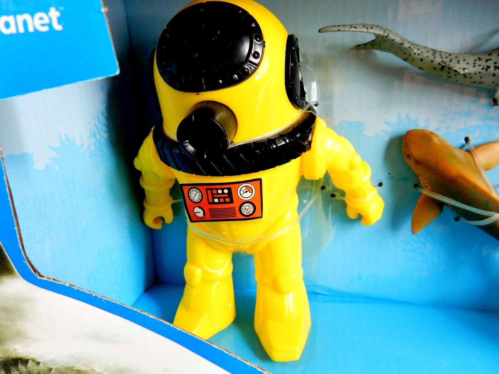Animal Planet Deep Sea Exploration Play Set, Diver, Boat, Shark ...