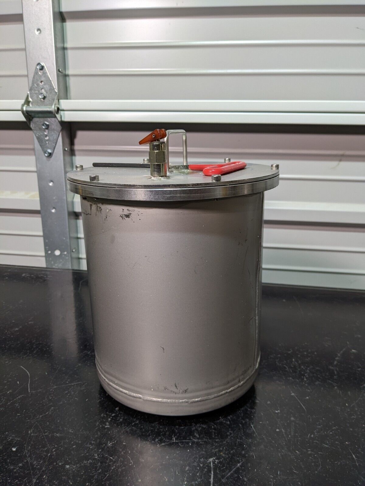 Chart MVE Secondary Shipping Container for IATA Cryoshipper 1H2/CLASS 6 ...