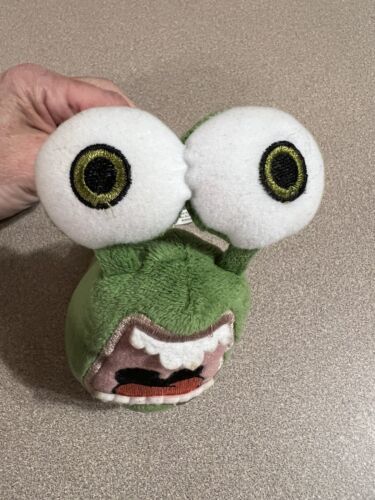Dreamworks Flushed Away Green Slug Plush 5" Stuffed Animal Toy 2007 - Other