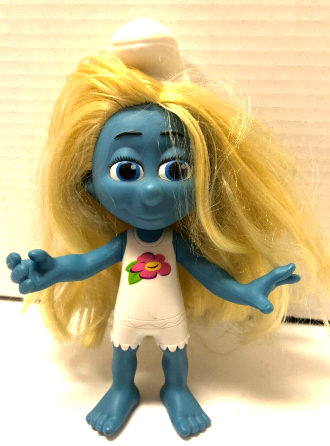 SMURFETTE With Flowing Hair Smurf 7 1/4" Jakks Figure Doll - Action Figures