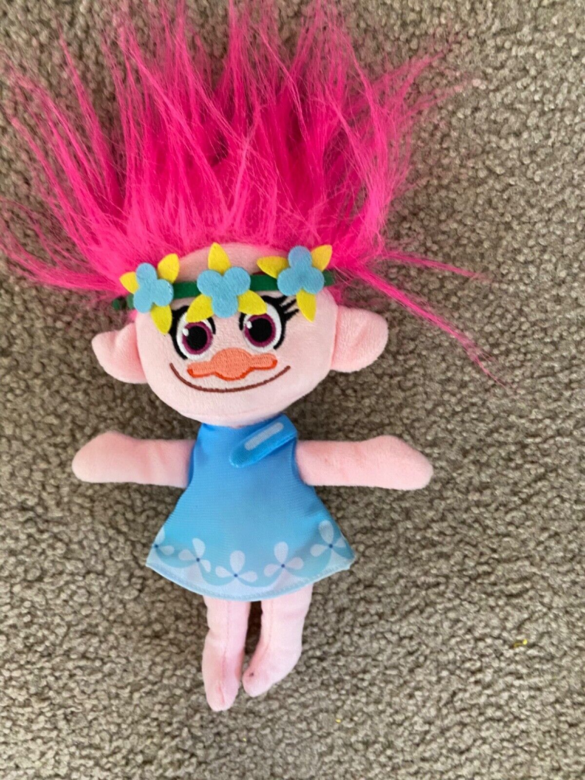 Dreamworks Trolls Pink princess poppy plush stuffed troll doll 9 ...
