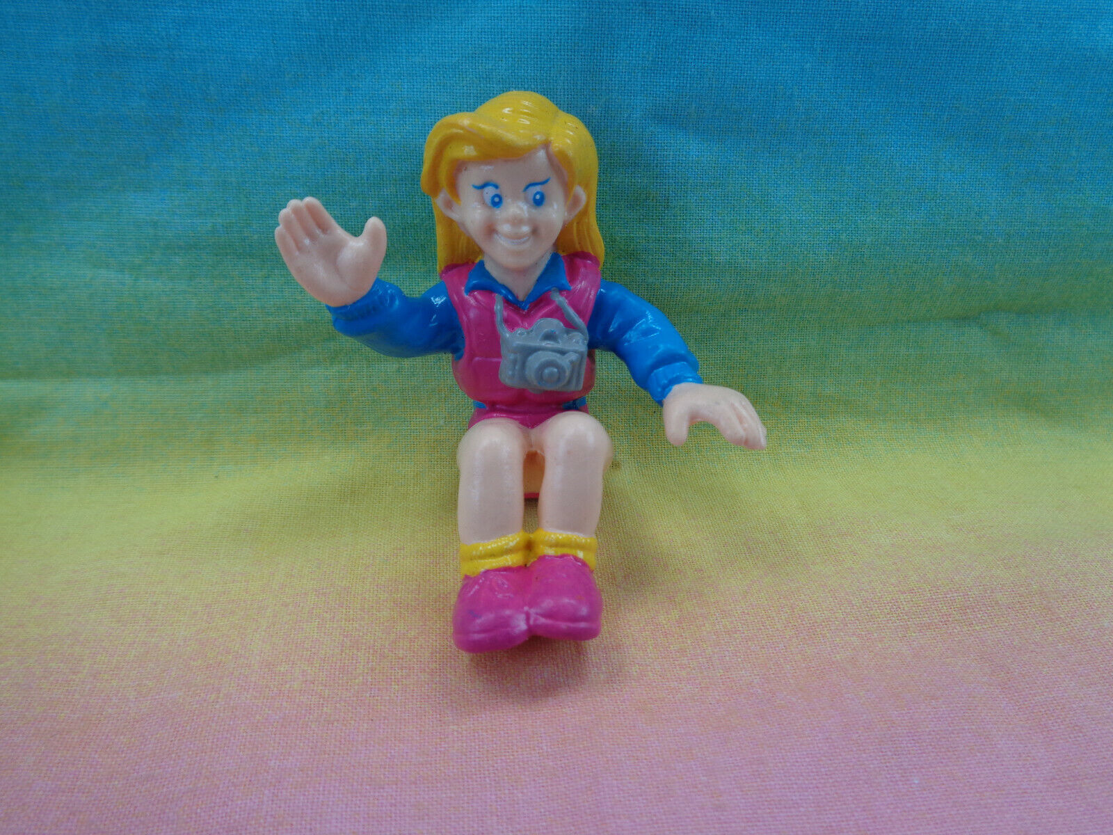 Vintage 1991 Burger King Kids Club Gang Girl Sitting with Camera Figure ...