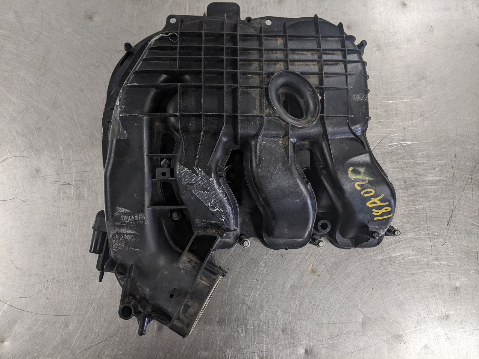Intake Manifold From 2018 Dodge Grand Caravan 3.6 - Intake Manifold