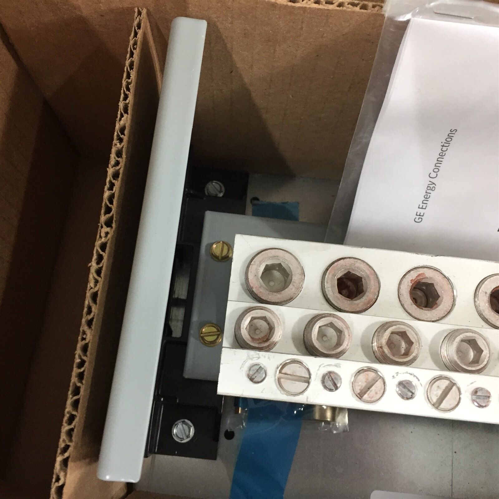 GE EntellEon Panelboard Series Neutral Kit NEU08ION - Electrical Panel ...