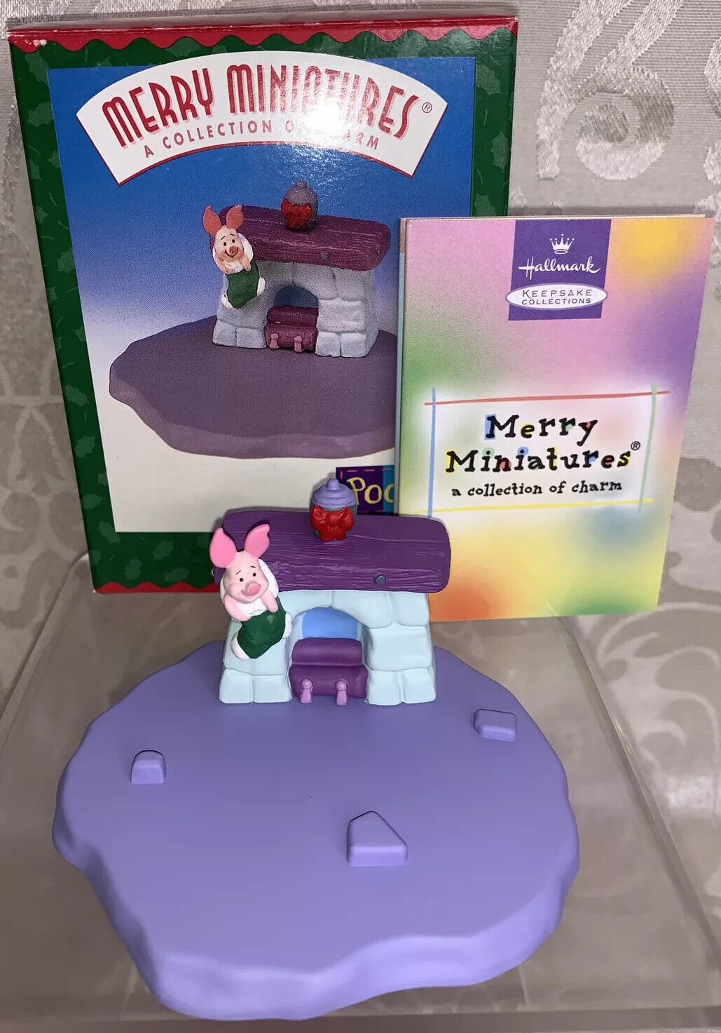 Hallmark Merry Miniatures 1999 Piglet Christmas @Pooh's House Disney ...