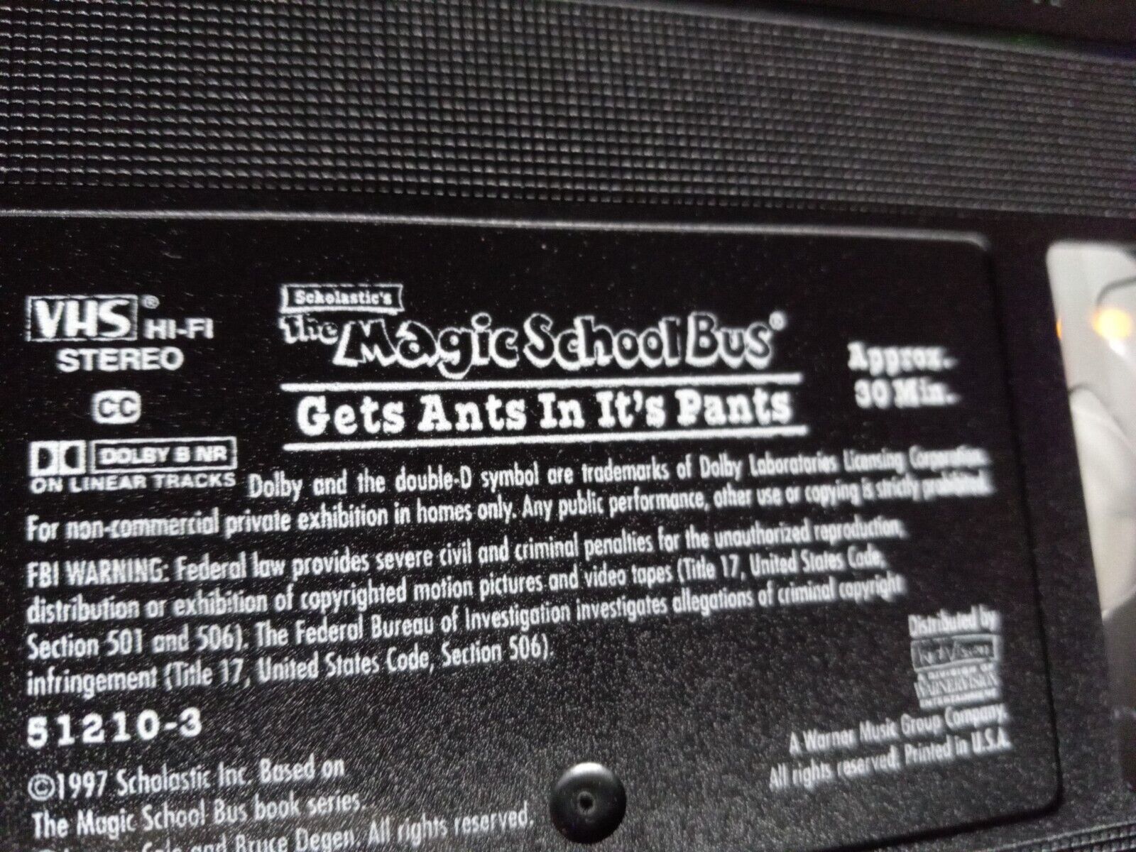 SCHOLASTIC The Magic School Bus VHS ANTS Pants + Book Inside Ralphie ...