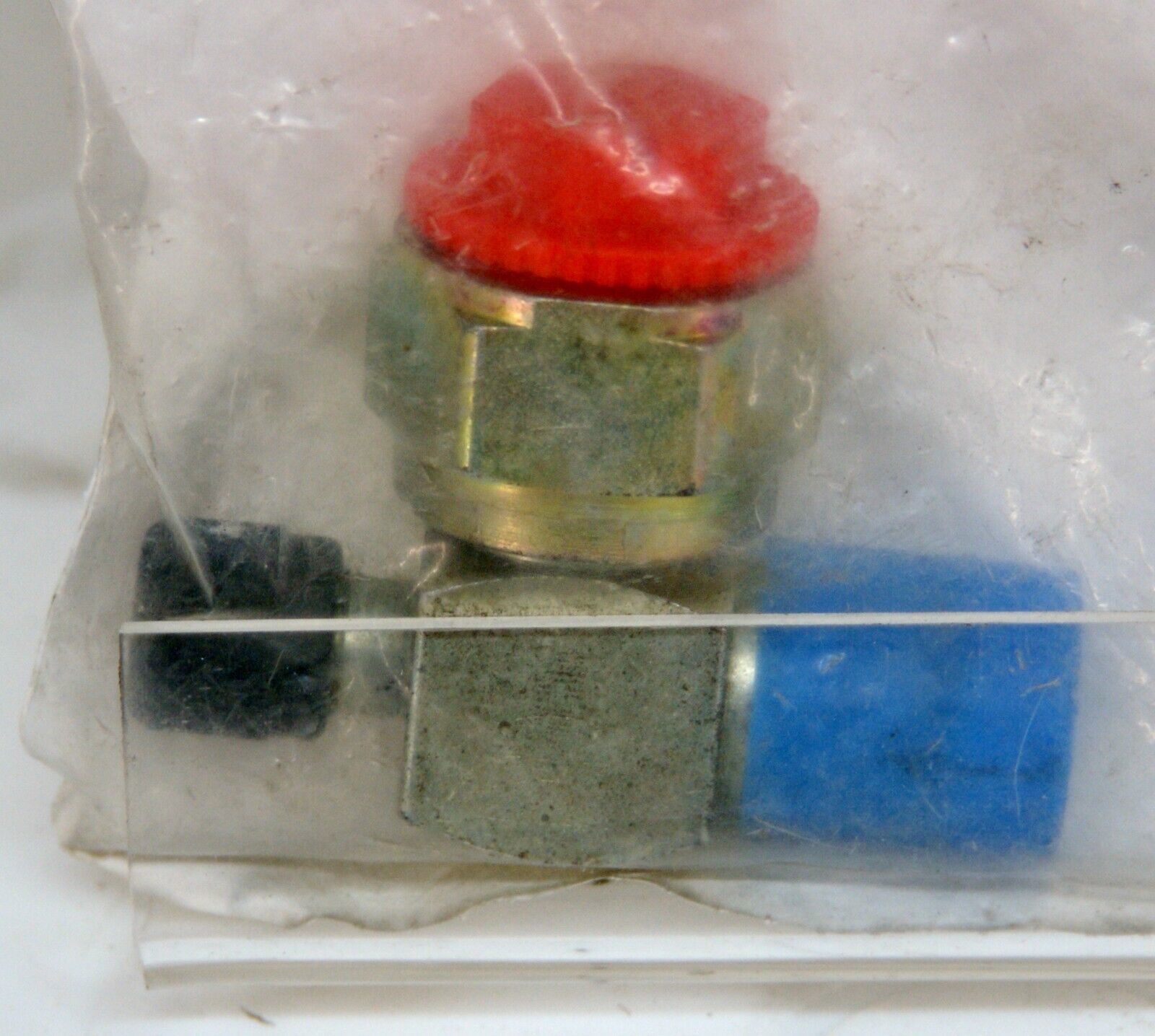 75R5688 Red Dot No. 8 Rotolock Compressor Service Fitting - 7467 - A/C ...